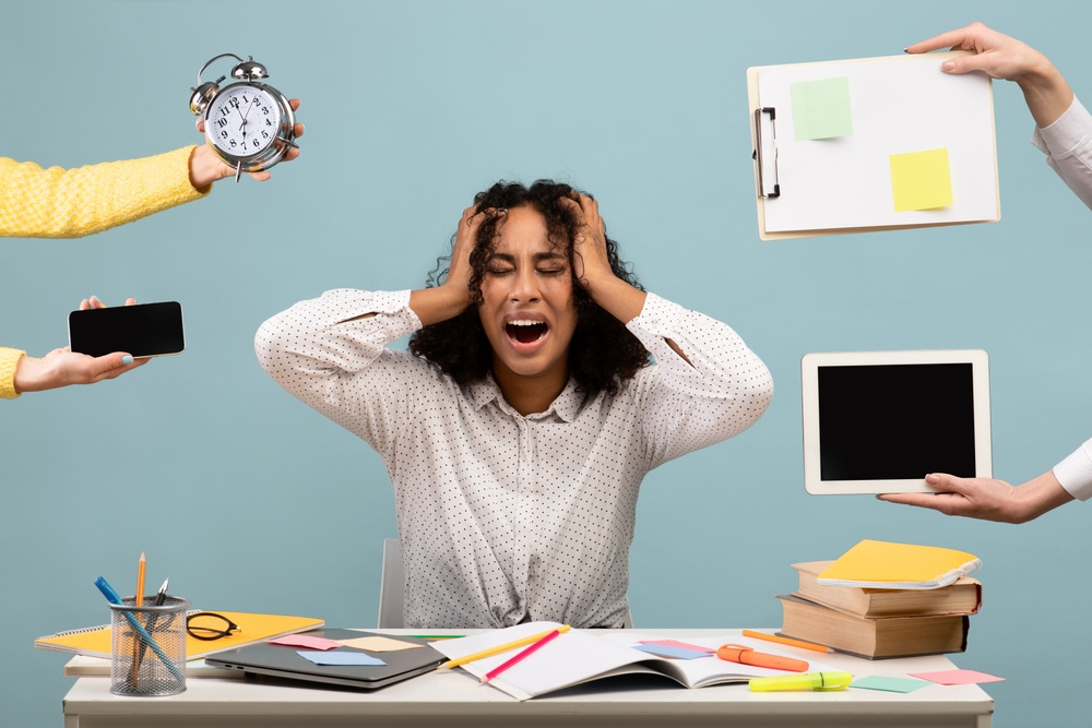 Burnout: Conheça os riscos - Dra. Talita Ferreira